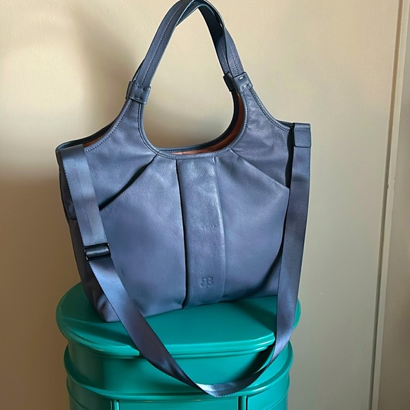 Betabrand | Bags | Betabrand Womens Large Pebbled Leather Laptop Travel ...